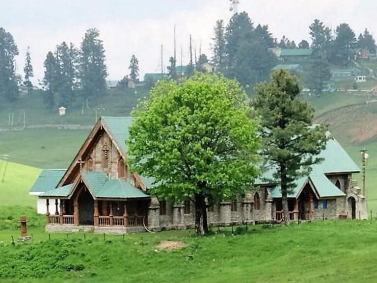 7 Best Places to Visit in Gulmarg| NineMash Blog